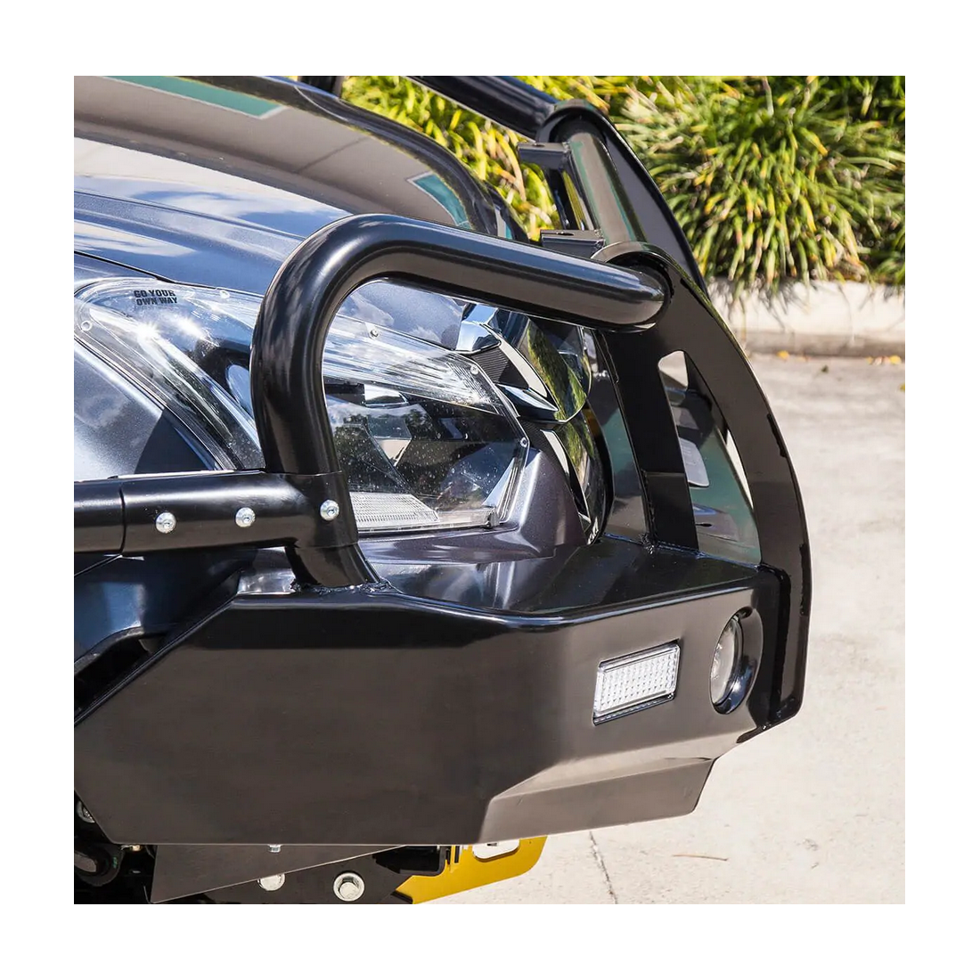 TJM OUTBACK BULL BAR BLACK STEEL T13 ISUZU D-MAX 2017-2020